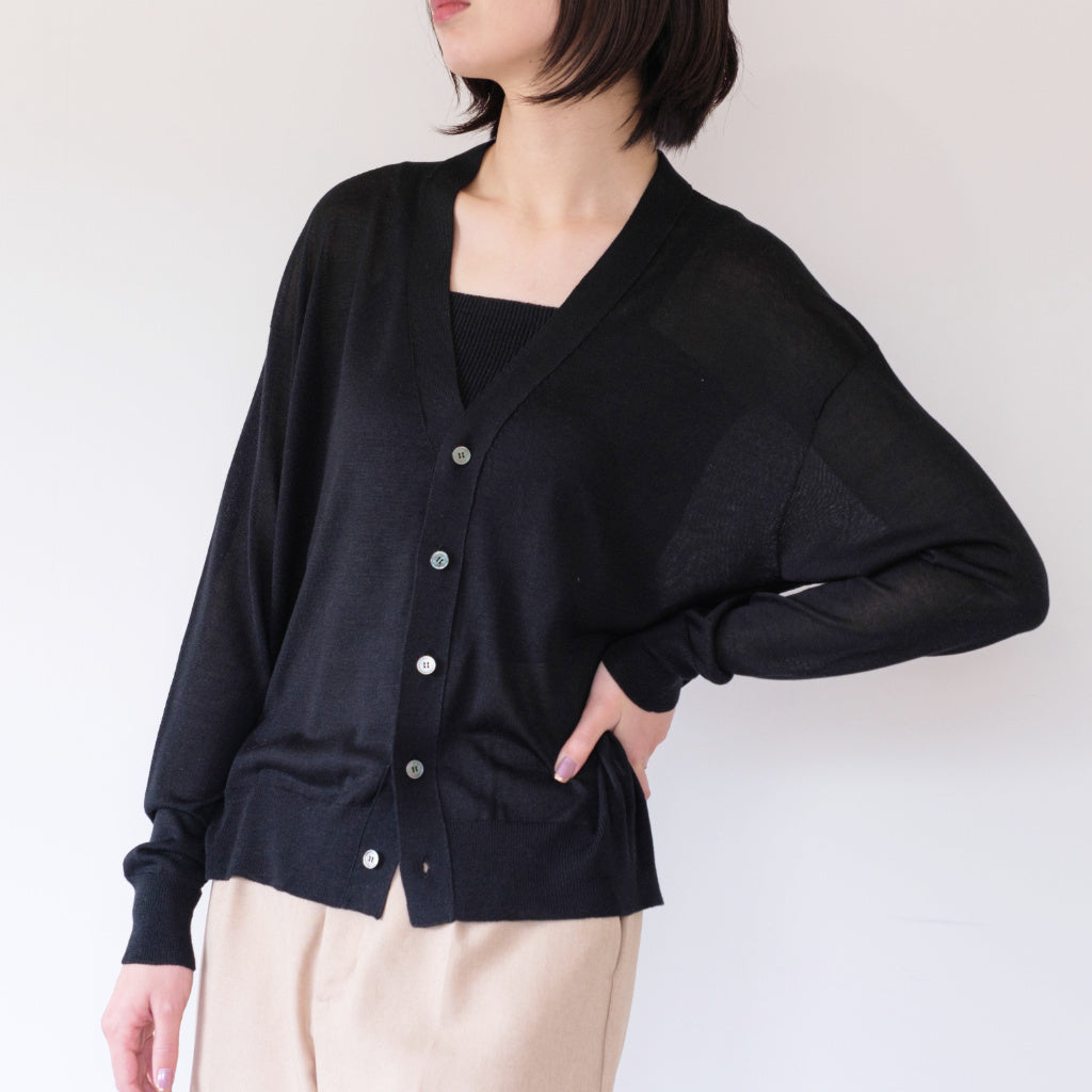MAYUCA シルク ライトウェイトカーディガン – TOYOBOSHI